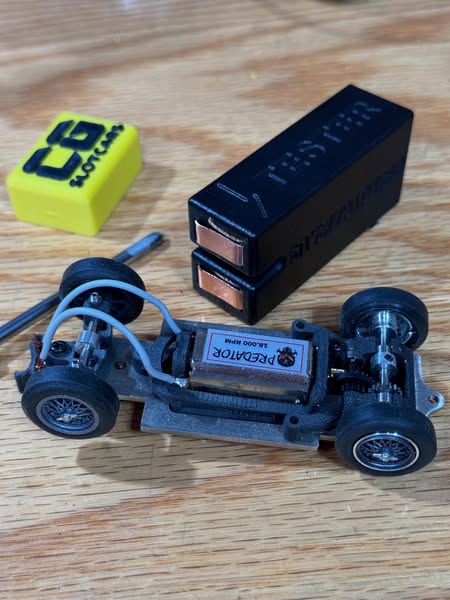 CG Slotcars CGSCT01 Slot Car 9V Car Tester with Safety Cap
